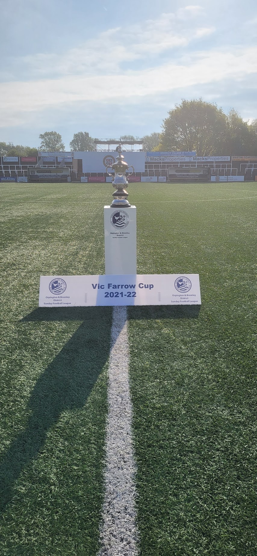 Cup Final Monday - Hatcham Beckenham Manor win the Vic Farrow Cup - OBDSFL